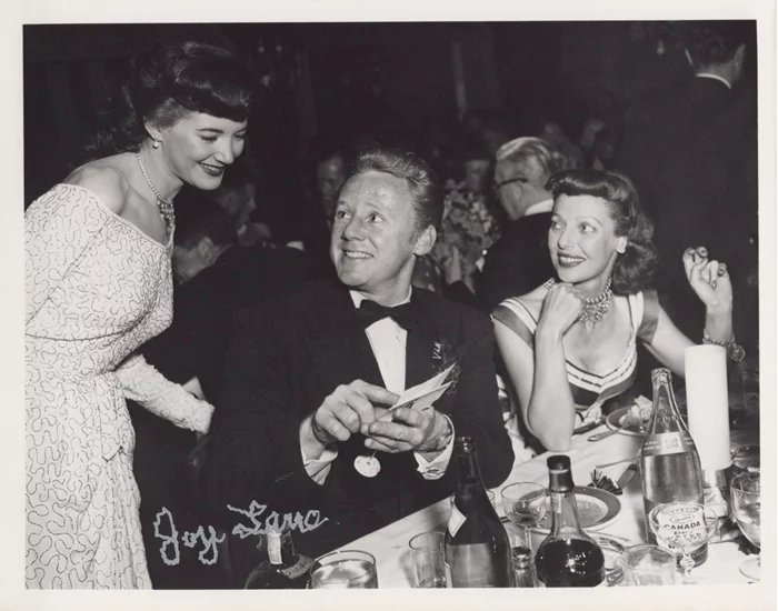 Joy Lane autograph, SKU 0001358920